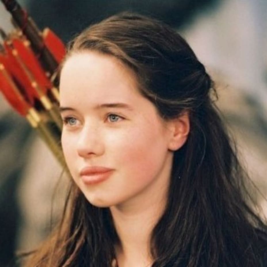 Narnia Susan Wallpaper